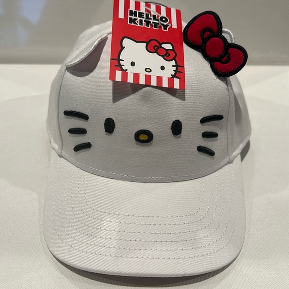 Hello Kitty | Accessories | Nwt Hello Kitty White Cap With Expandable ...